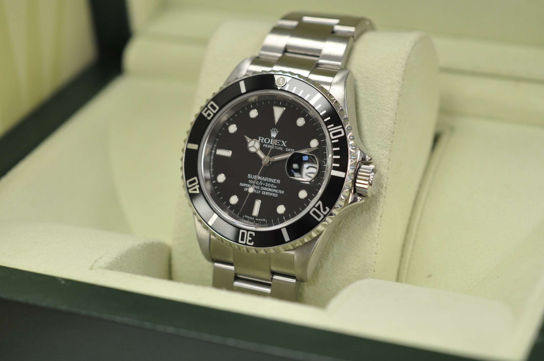 Rolex 2006 Submariner-Date 16610 - Hackett Watches