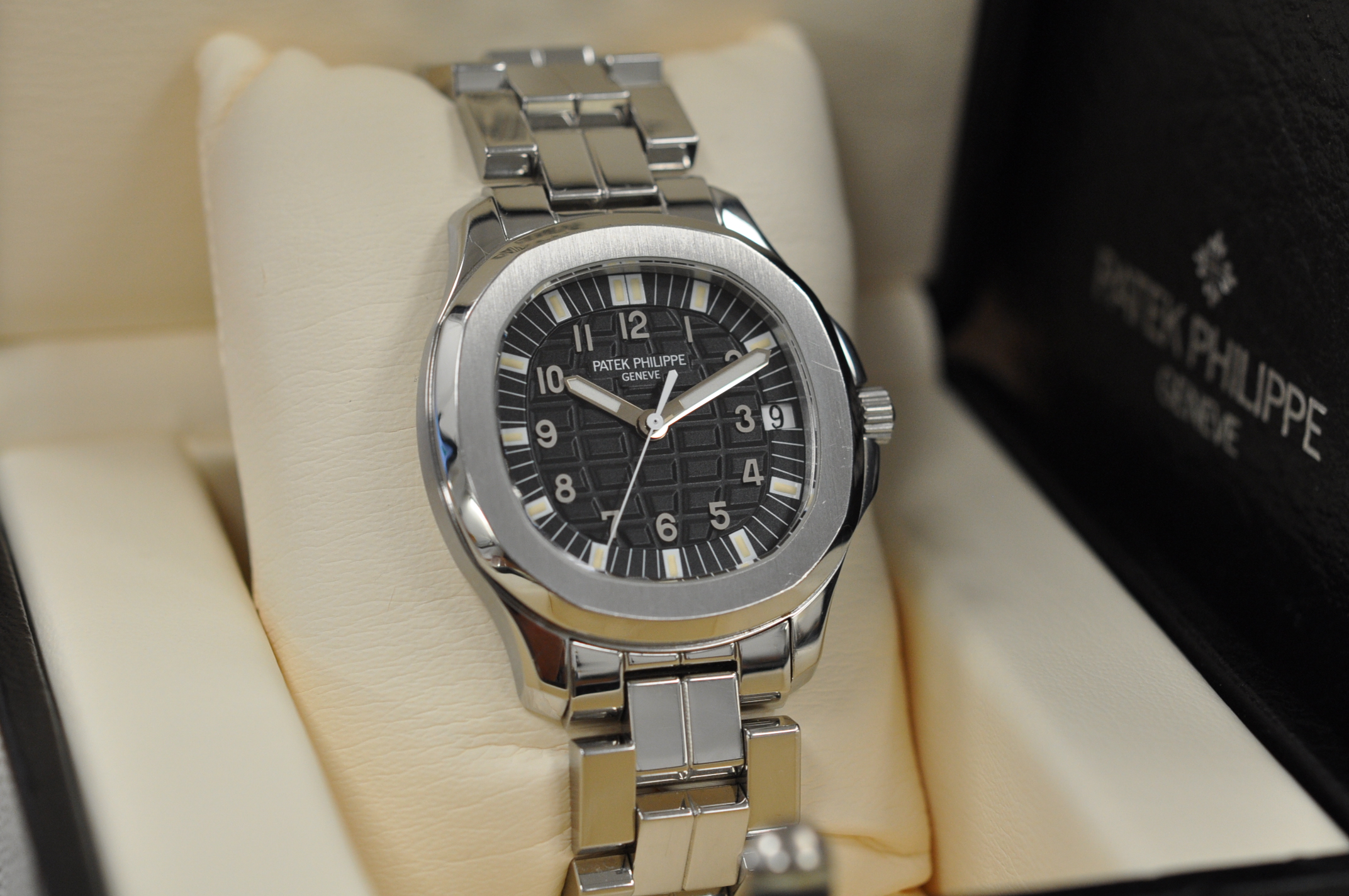 Patek Philippe Aquanaut 5065A-001 - Hackett Watches