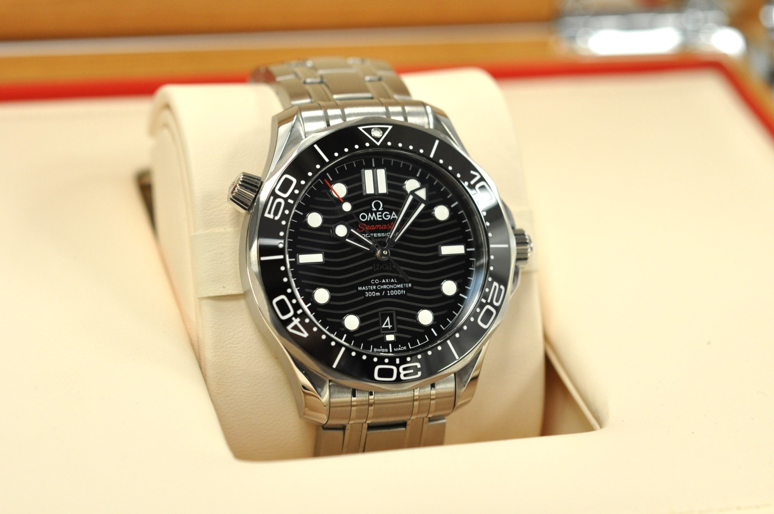 Omega 2019 Seamaster Diver 21030422001001 - Hackett Watches