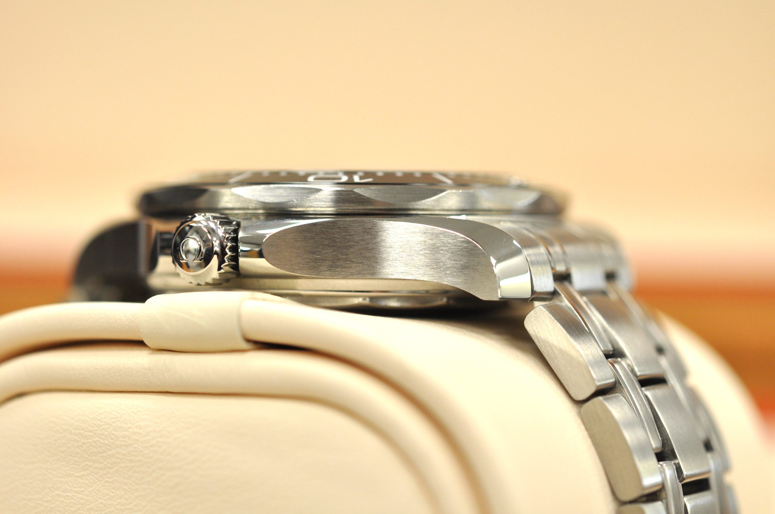 Omega 2019 Seamaster Diver 21030422001001 - Hackett Watches
