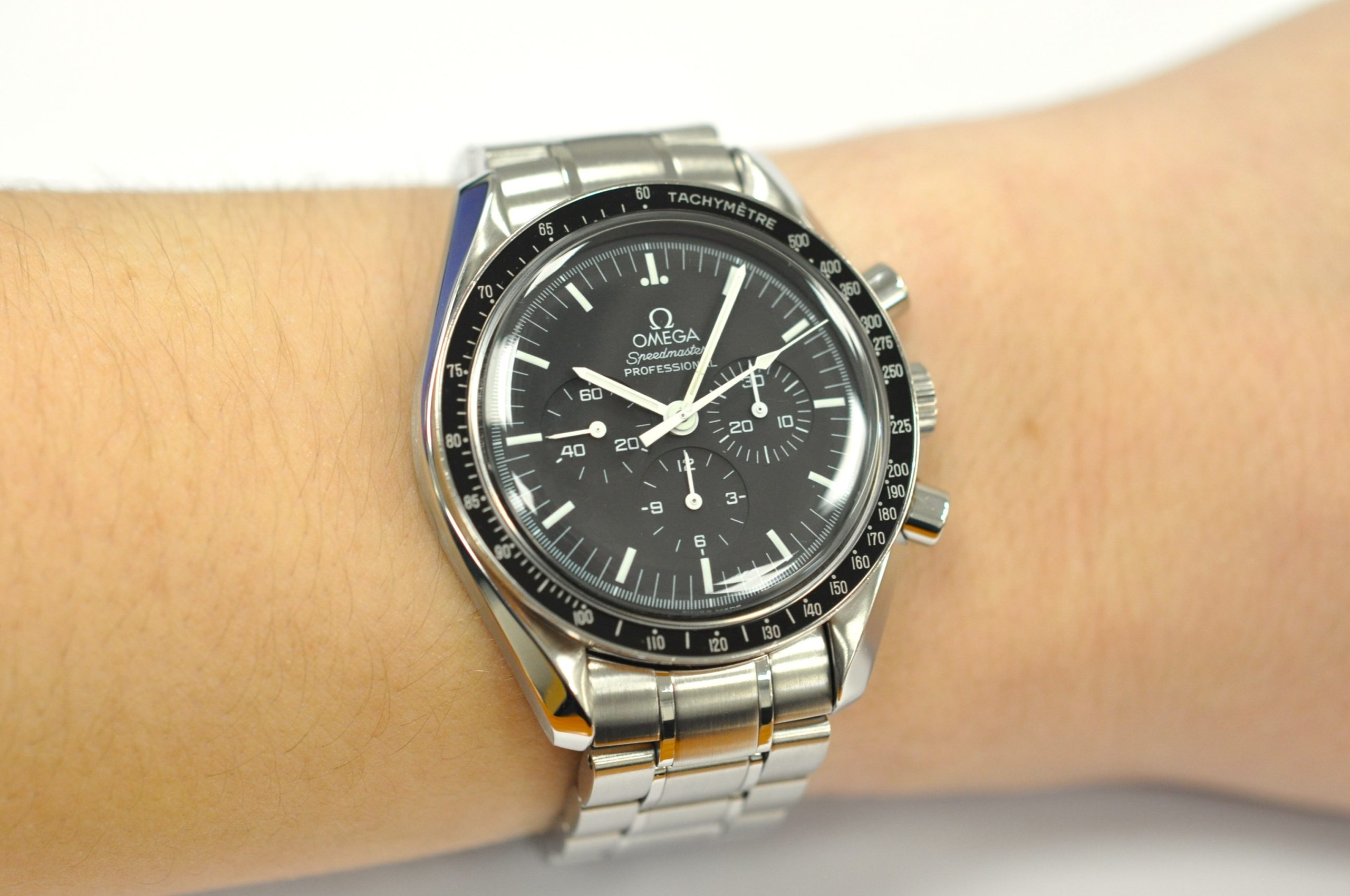 Omega 2002 Speedmaster 35705000 - Hackett Watches